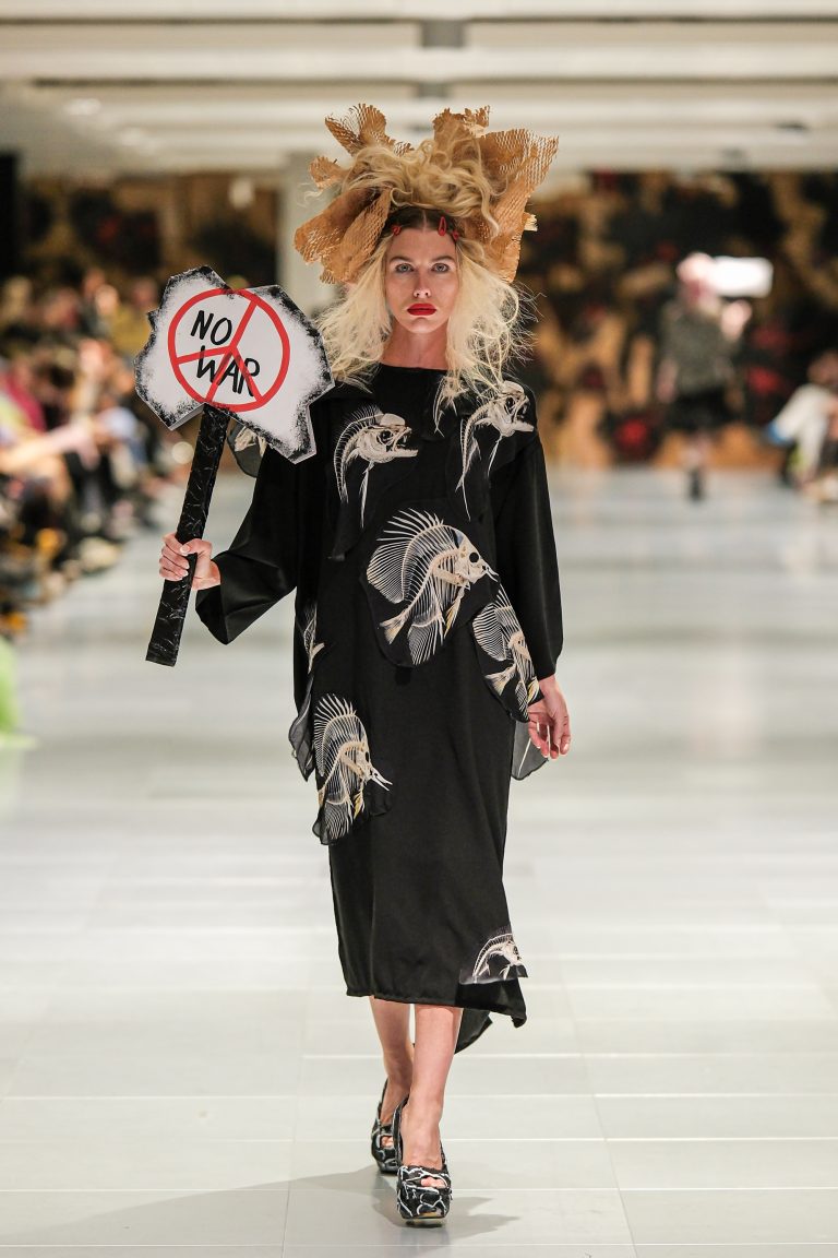 Statement Fashion: Designs That Communicate Brand Values - Fashion ...